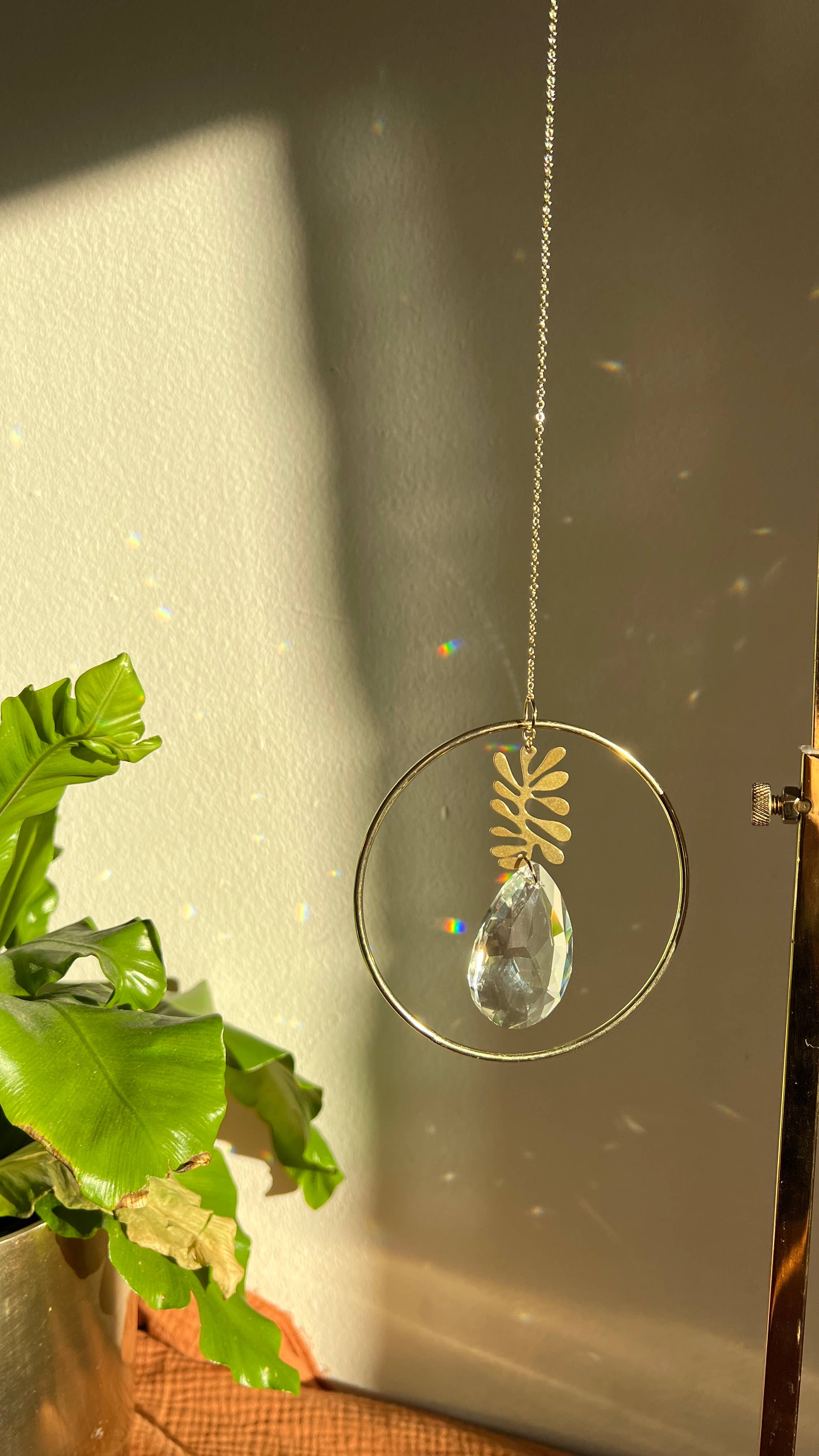 Geo Leaf Suncatcher – Burrow & Vine
